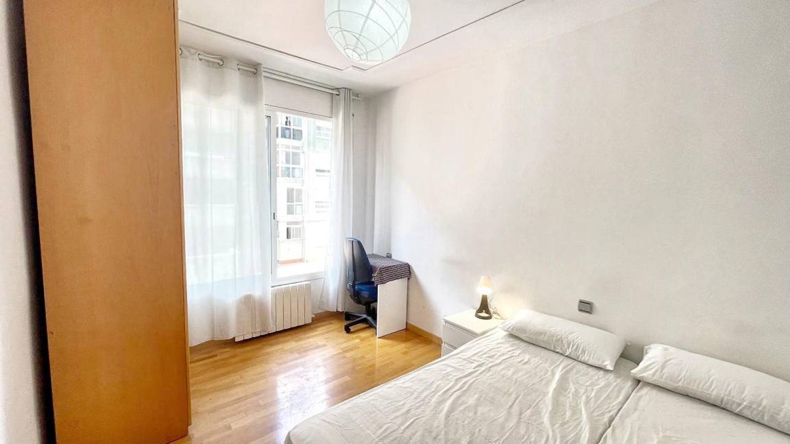 100 M² Habitación Privada ∙ 1 Habitación ∙ 2 Huéspedes - Sabadell