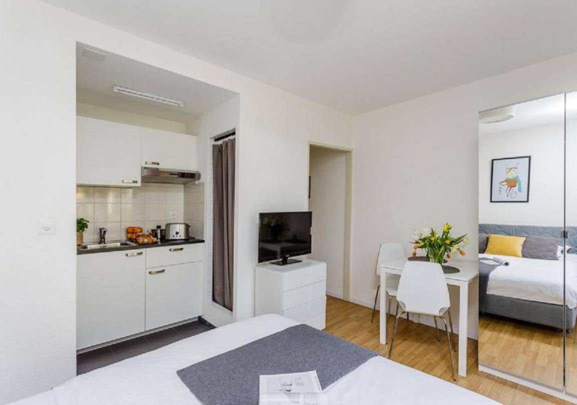 14 M² Appartement ∙ 2 Personnes - Bâle