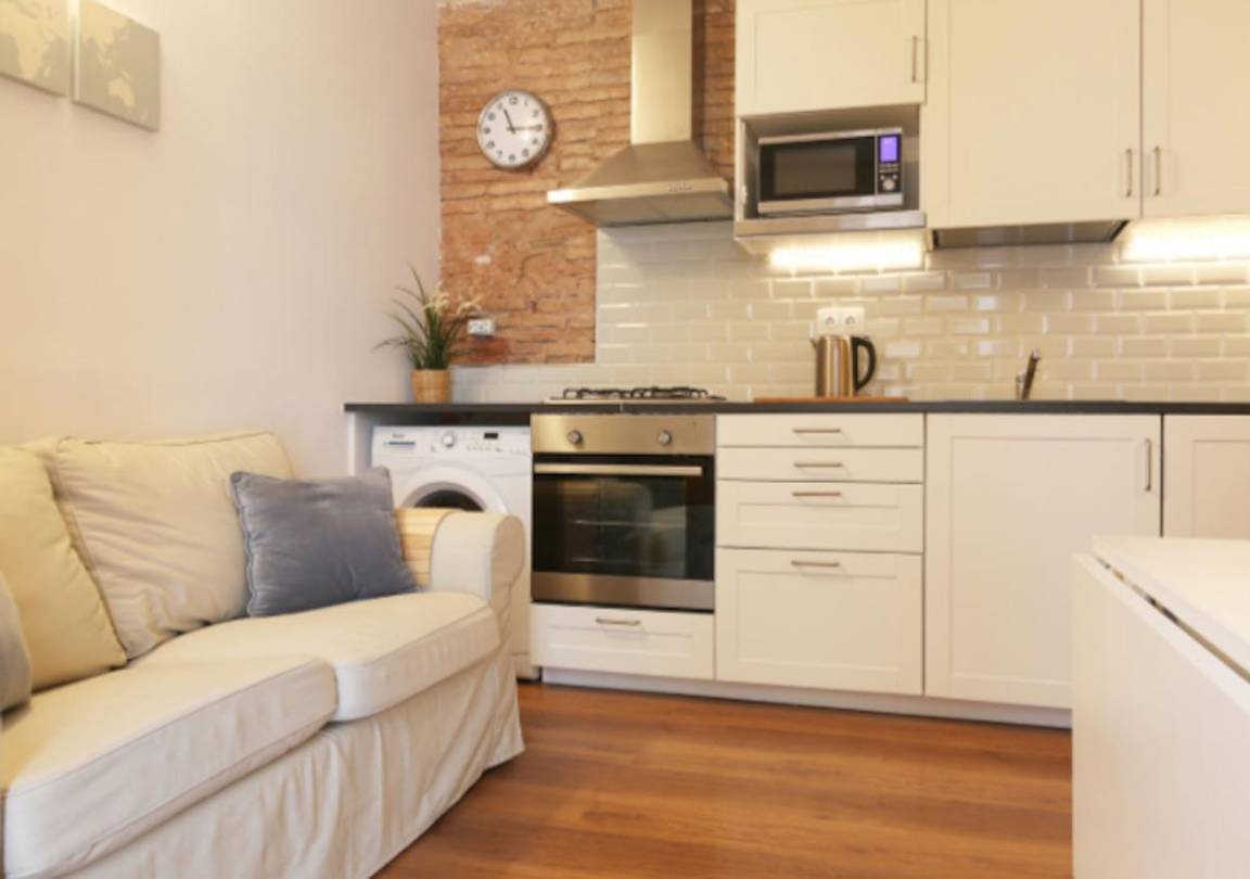 37 M² Apartamento ∙ 2 Habitaciones ∙ 4 Huéspedes - Barcelona