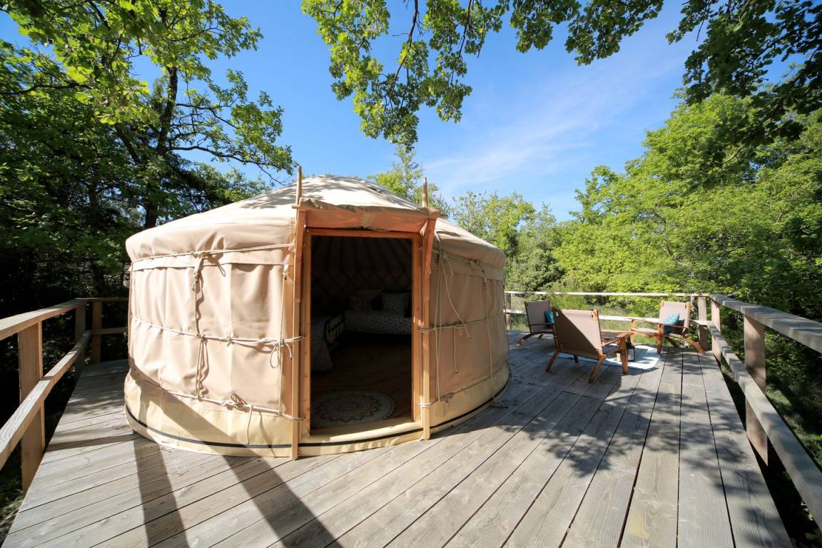 Camping ∙ 1 Chambre ∙ 4 Personnes - Aiguèze