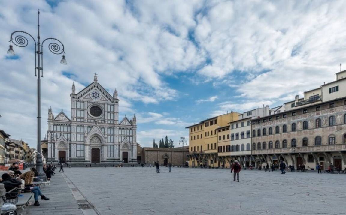 198 M² Apartment ∙ 3 Bedrooms ∙ 7 Guests - Florence