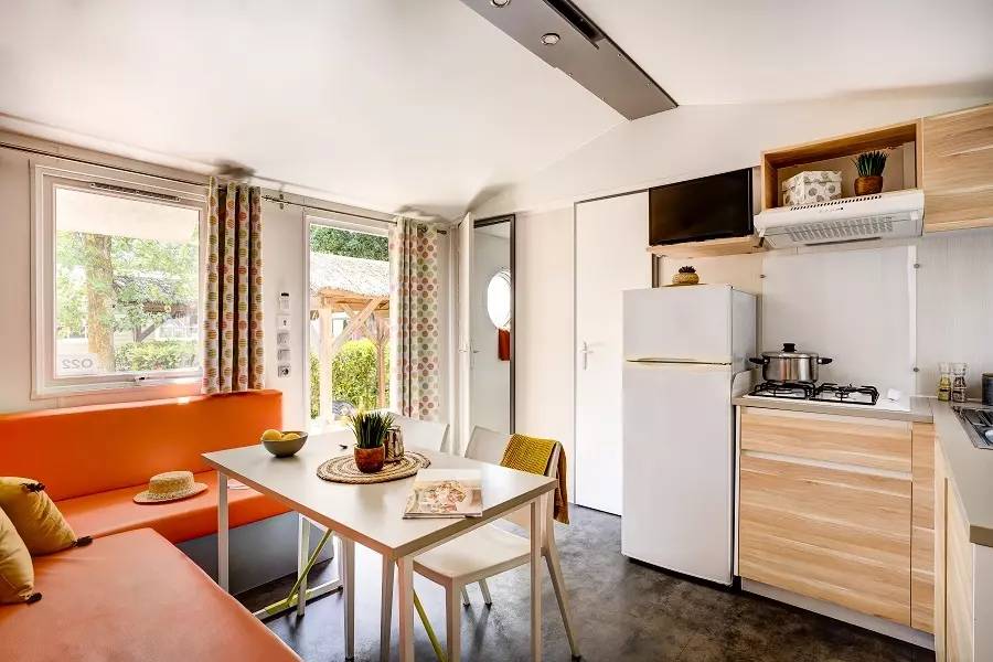 27 M² Mobil-home ∙ 2 Chambres ∙ 4 Personnes - Vias