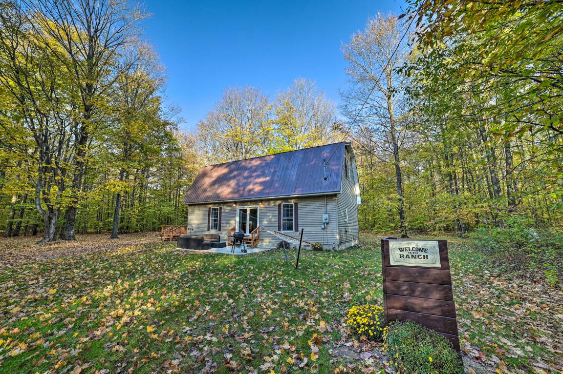 222 M² House ∙ 2 Bedrooms ∙ 6 Guests - Hartwick Pines State Park, Grayling