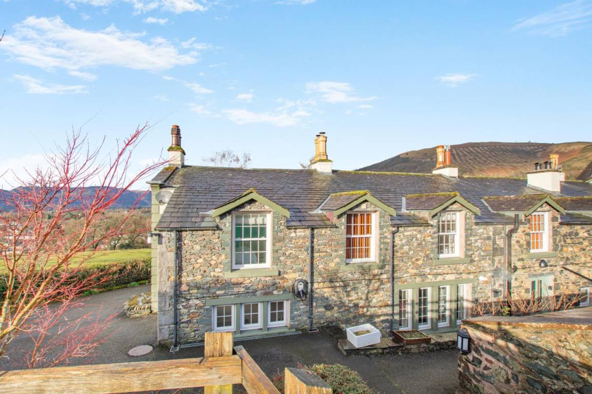 Cottage ∙ 5 Bedrooms ∙ 9 Guests - Keswick