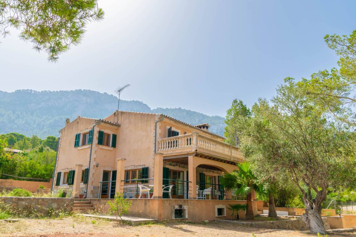 250 M² Ferienhaus ∙ 5 Schlafzimmer ∙ 6 Gäste - Puigpunyent