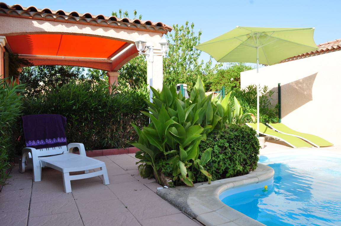 100 M² House ∙ 4 Bedrooms ∙ 8 Guests - Pézenas