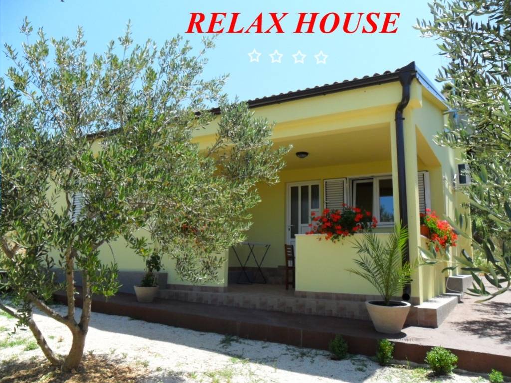80 M² House ∙ 2 Bedrooms ∙ 6 Guests - Biograd na Moru