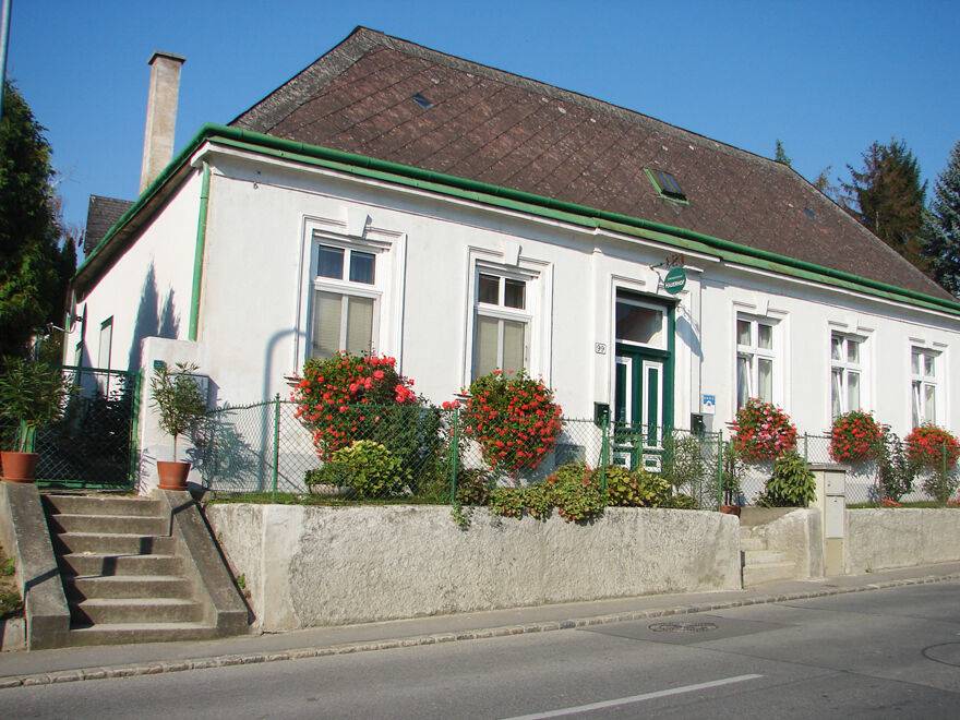 45 M² Ferienwohnung ∙ 1 Schlafzimmer ∙ 4 Gäste - Stockerau