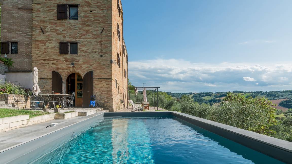 200 M² Villa ∙ 3 Slaapkamers ∙ 8 Gasten - Cattolica