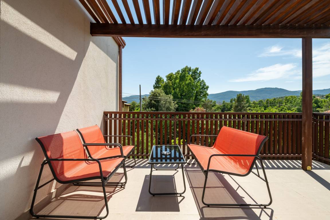 100 M² Appartamento Vacanza ∙ 2 Camere Da Letto ∙ 4 Ospiti - Castiadas