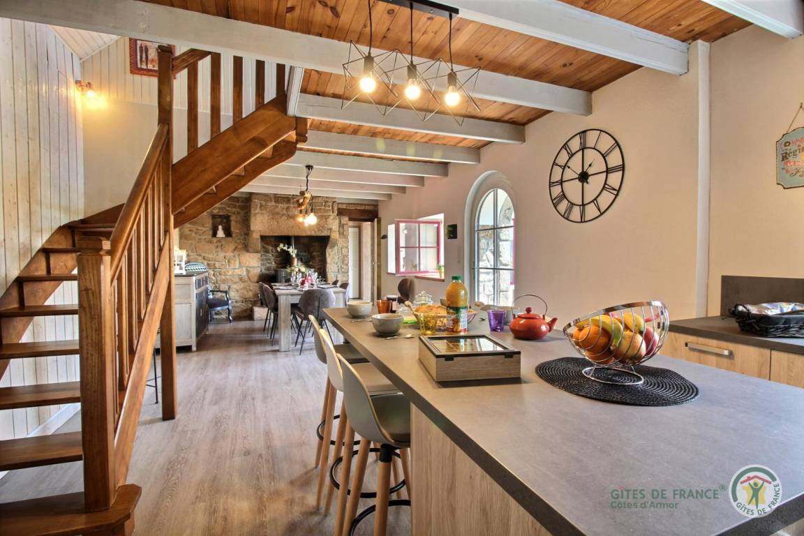 101 M² Gîte ∙ 4 Chambres ∙ 6 Personnes - Bretagne