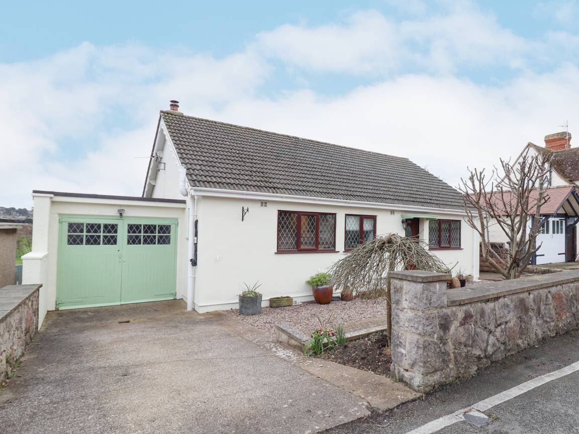 Cottage ∙ 2 Bedrooms ∙ 4 Guests - Rhos on Sea