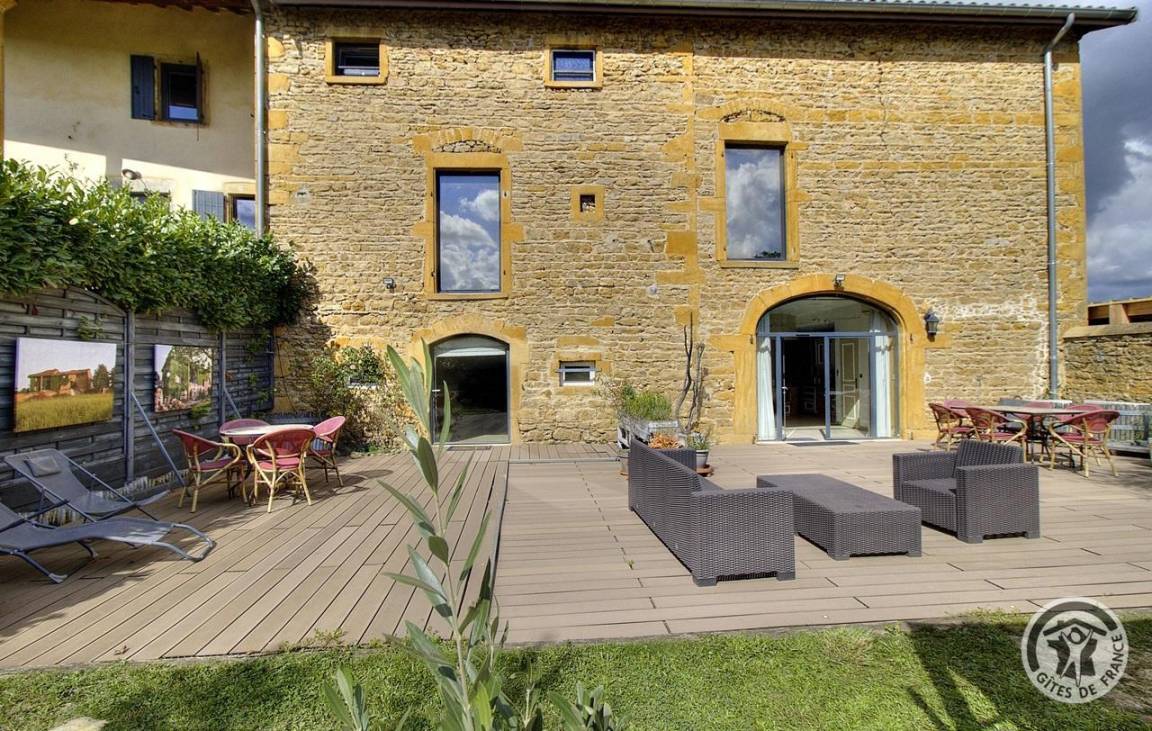120 M² Gîte ∙ 2 Chambres ∙ 4 Personnes - L'Arbresle