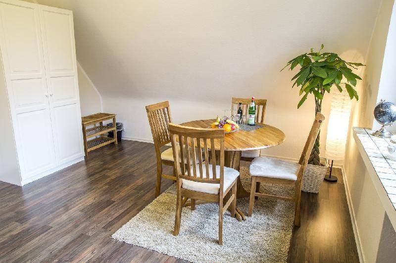 60 M² Appartement ∙ 2 Chambres ∙ 4 Personnes - Ratingen