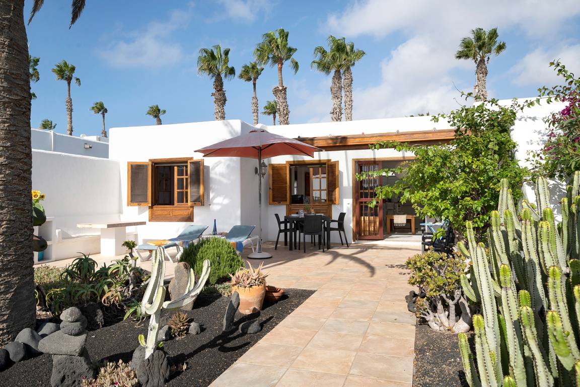 85 M² Apartamento ∙ 2 Habitaciones ∙ 4 Huéspedes - Playa Blanca