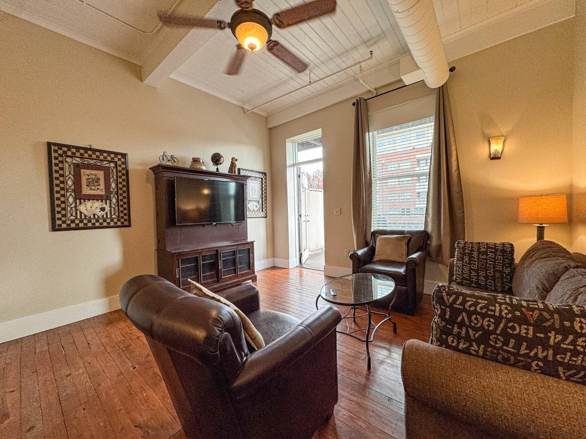 57 M² Condo ∙ 1 Bedroom ∙ 2 Guests - Asheville, NC