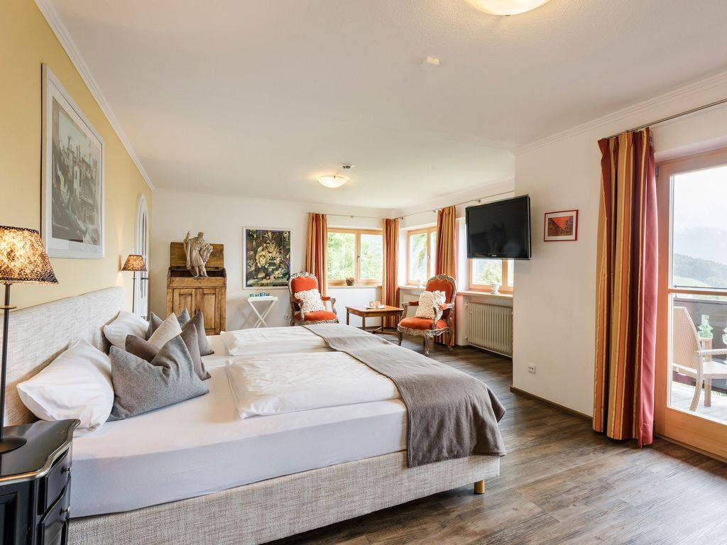 60 M² Hotel ∙ 1 Bedroom ∙ 1 Guest - Tegernsee