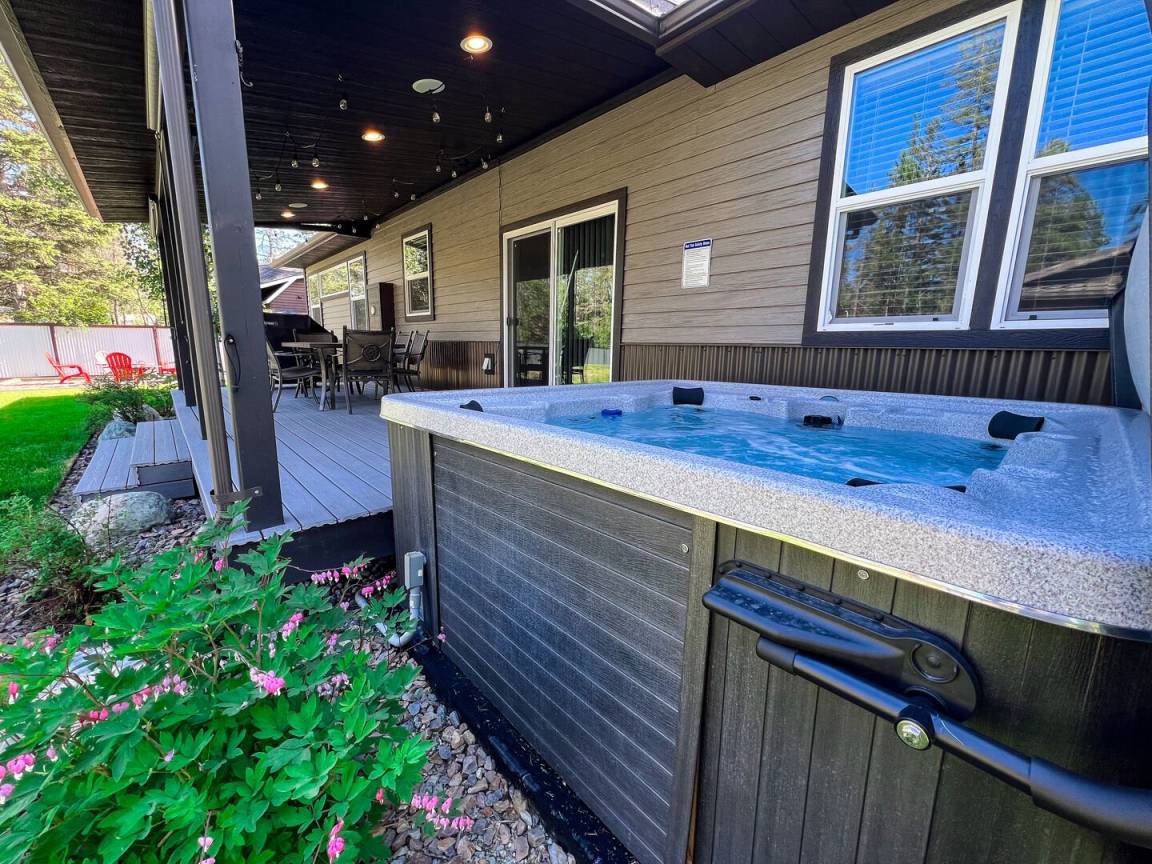 204 M² Maison De Vacances ∙ 5 Chambres ∙ 12 Personnes - Montana