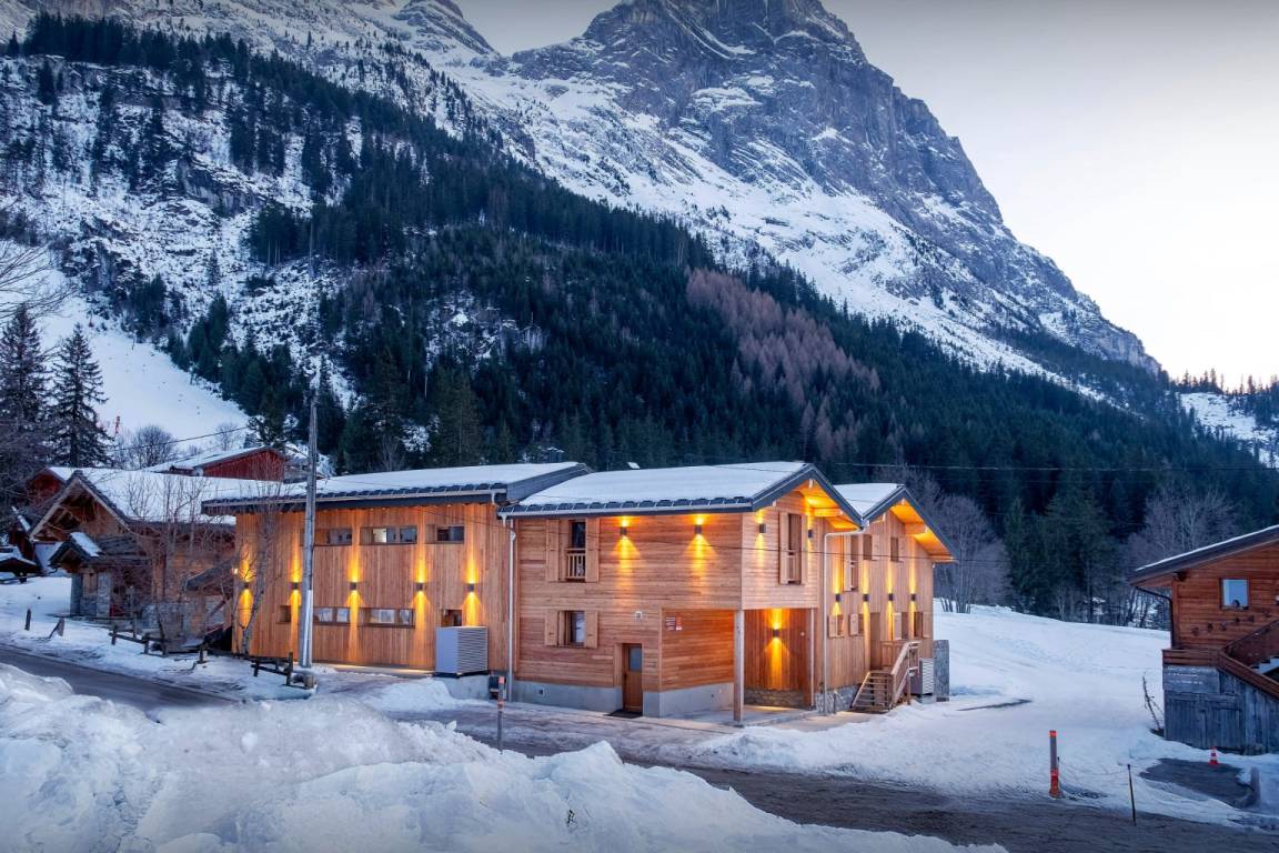 300 M² Chalet ∙ 6 Chambres ∙ 14 Personnes - Aussois