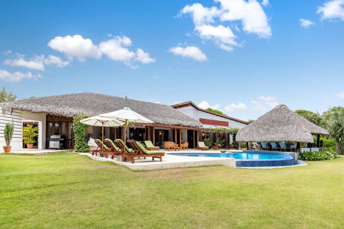 Villa ∙ 6 Bedrooms ∙ 12 Guests - La Romana