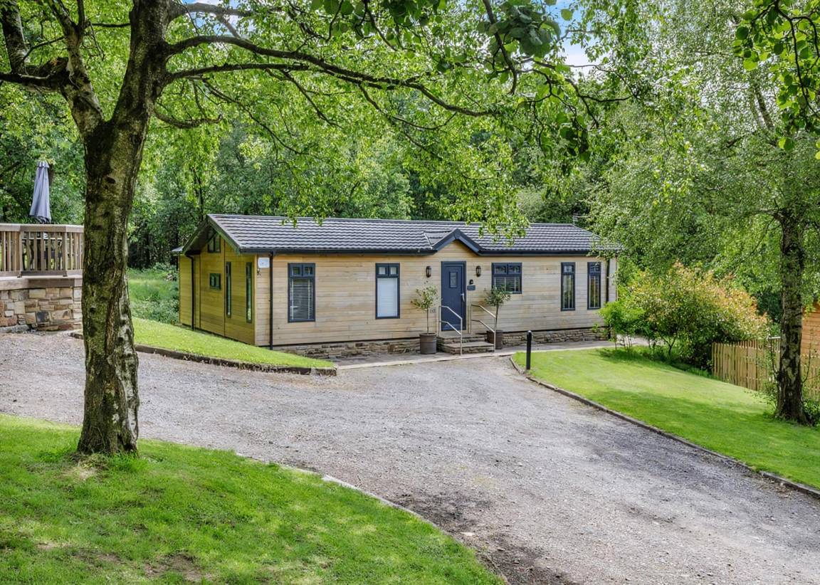 Chalet ∙ 2 Bedrooms ∙ 4 Guests - Lancashire