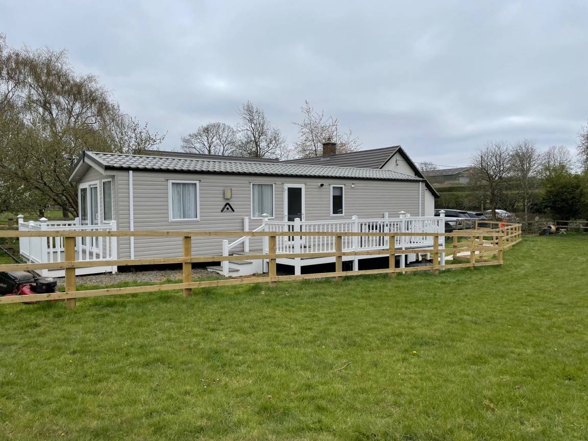40 M² Lodge ∙ 2 Bedrooms ∙ 6 Guests - Northampton, UK