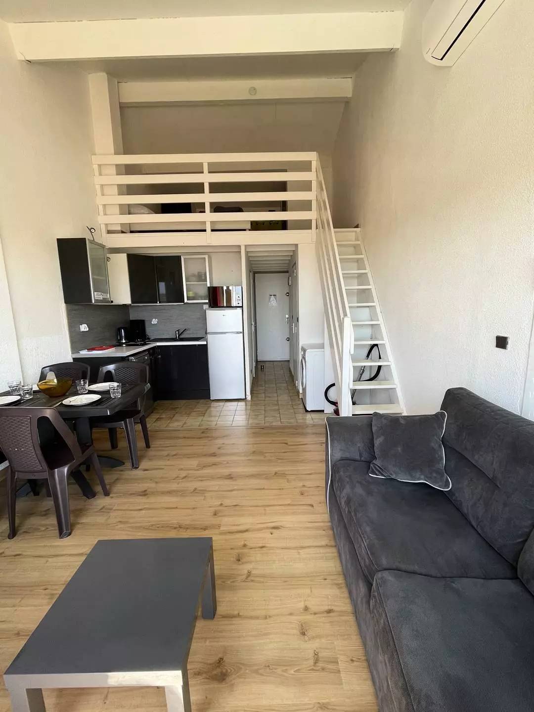 27 M² Appartement ∙ 2 Chambres ∙ 4 Personnes - Gruissan