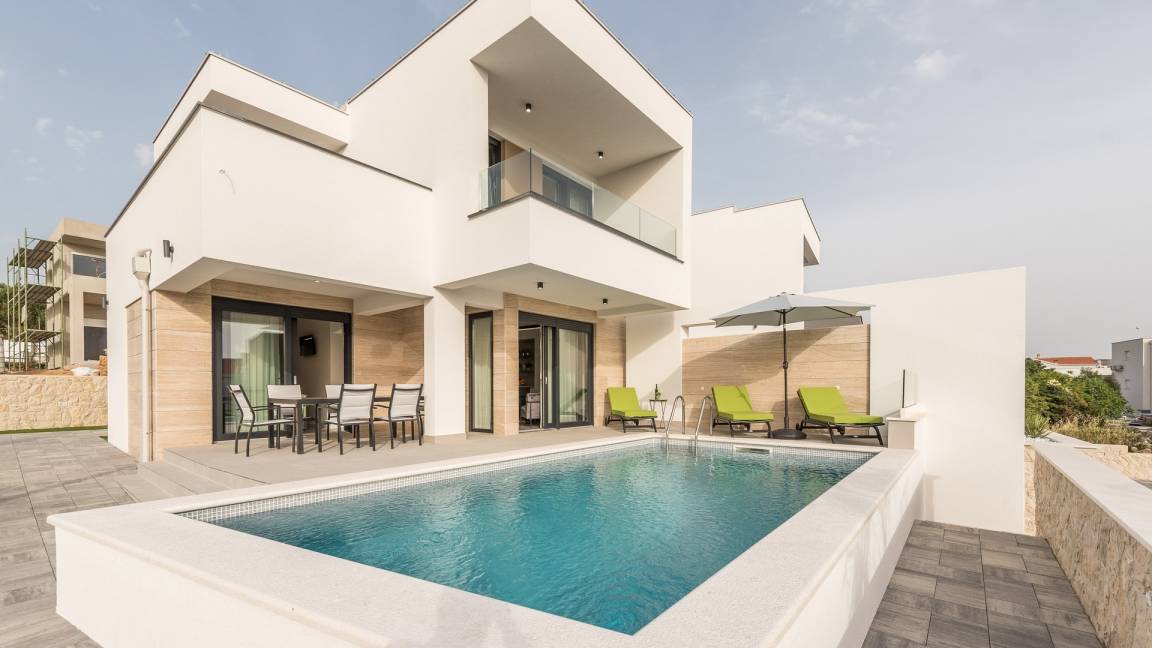 150 M² Villa ∙ 3 Schlafzimmer ∙ 8 Gäste - Novalja