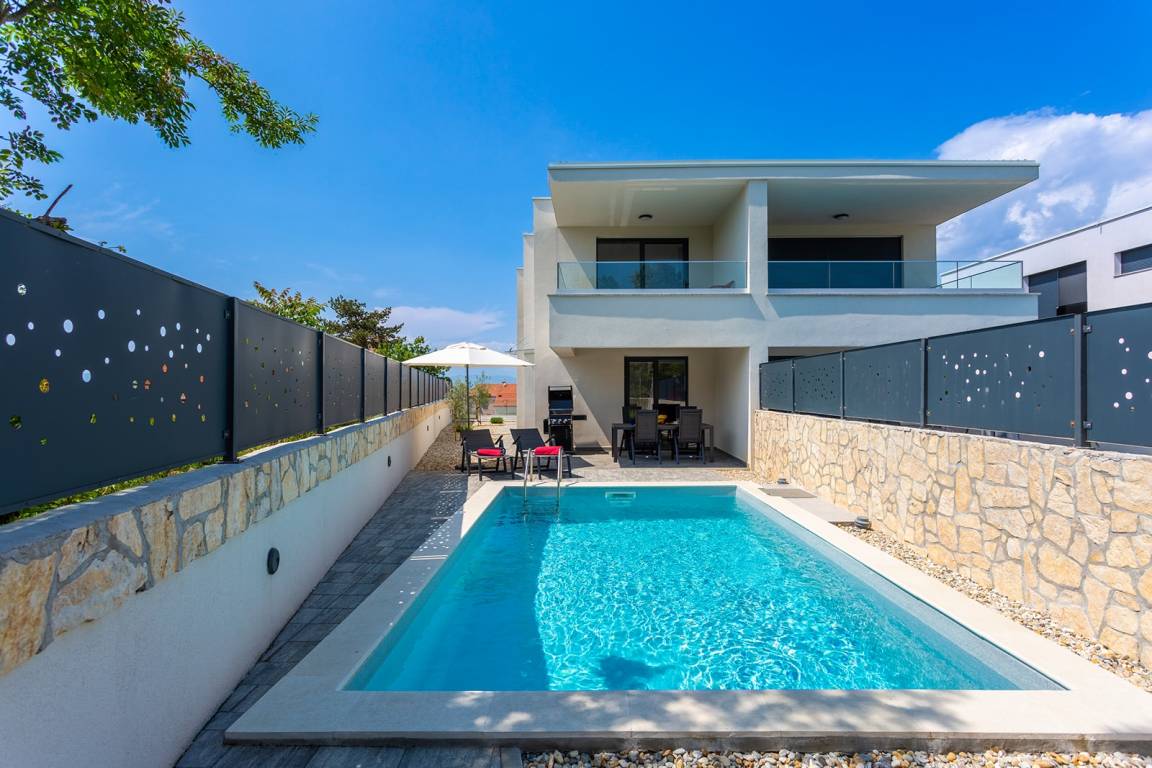 Villa ∙ 3 Habitaciones ∙ 6 Huéspedes - Krk