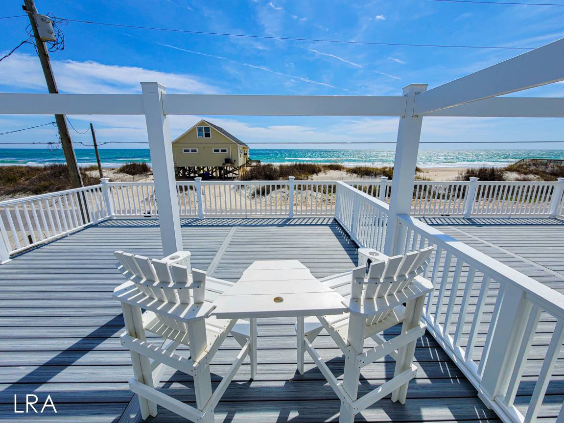 83 M² Maisonette ∙ 2 Bedrooms ∙ 6 Guests - Topsail Beach, NC