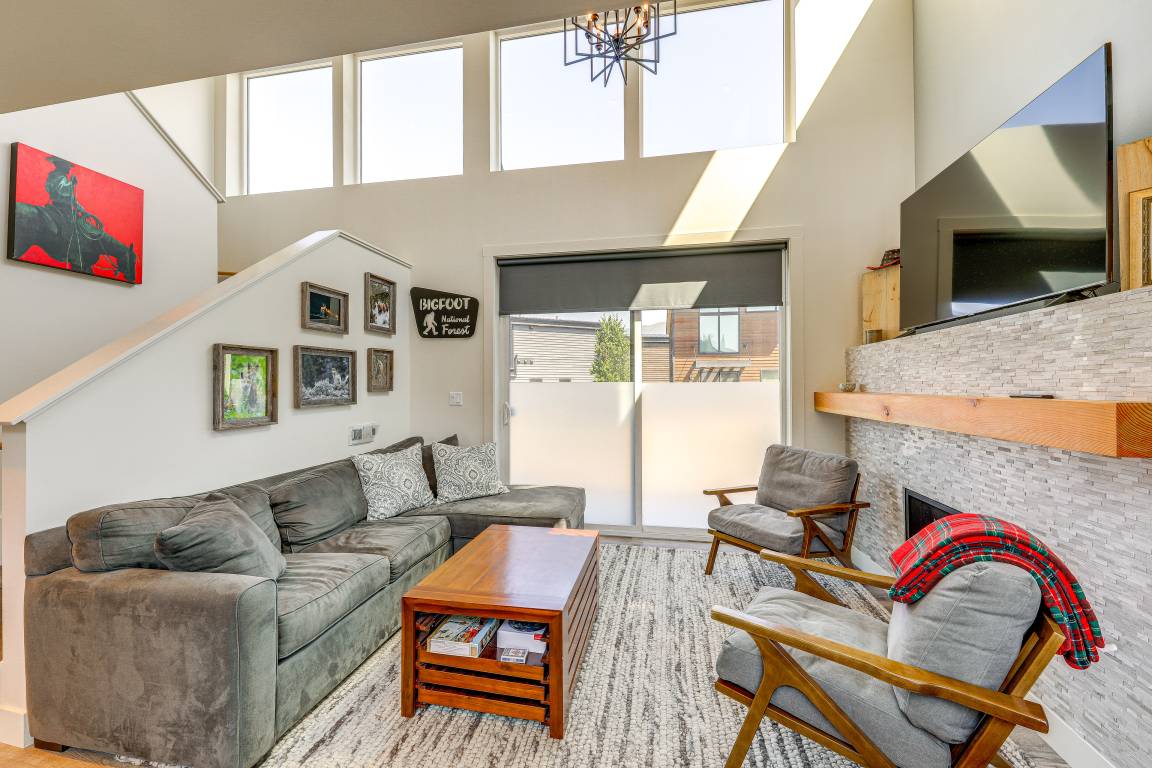 139 M² Apartment ∙ 3 Bedrooms ∙ 8 Guests - Whitefish Lake State Park, Whitefish