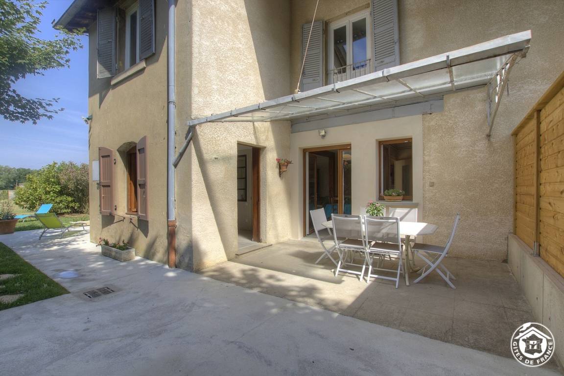 102 M² Gîte ∙ 3 Bedrooms ∙ 6 Guests - Belleville, France