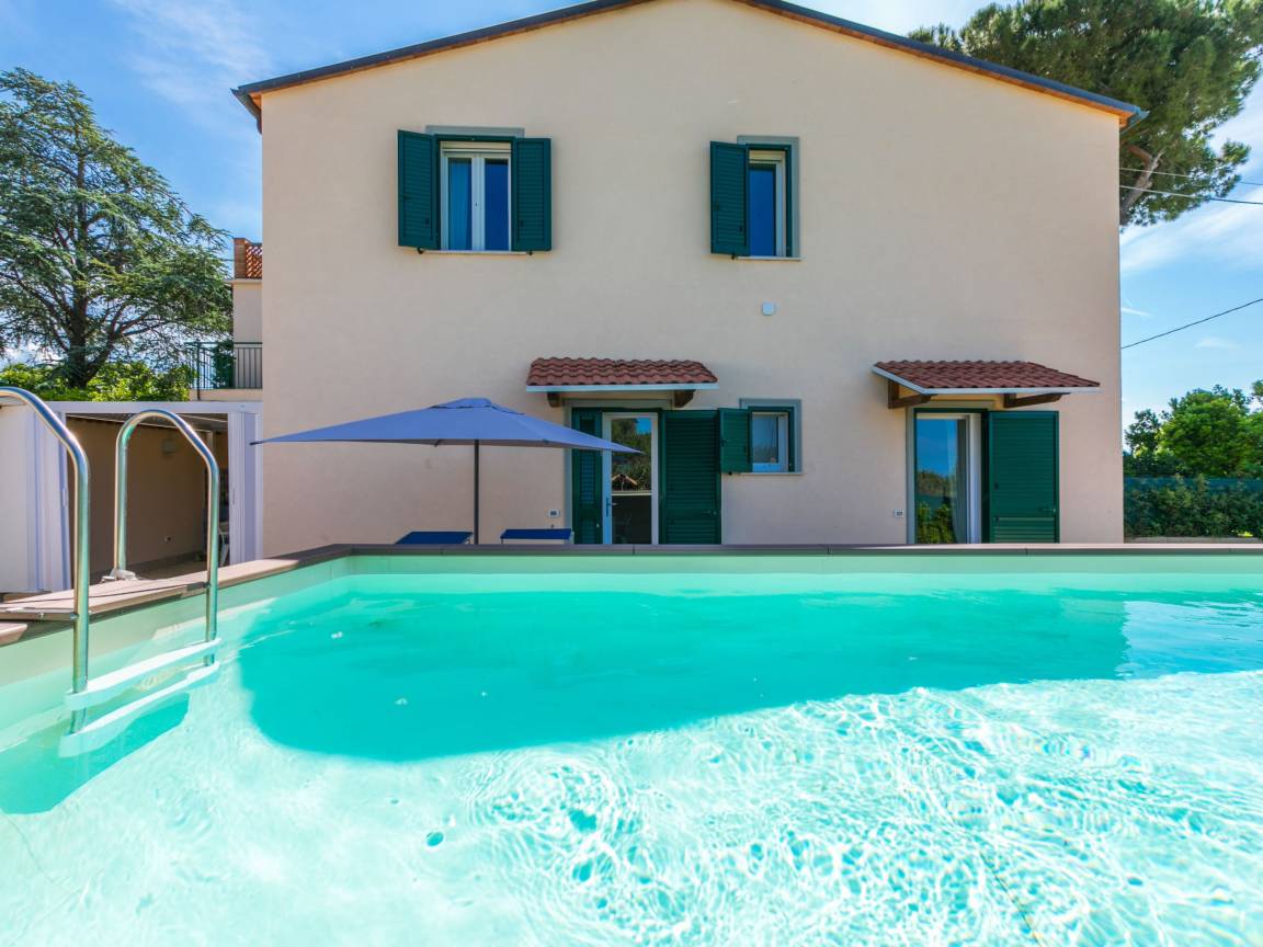 110 M² House ∙ 1 Bedroom ∙ 6 Guests - Cecina