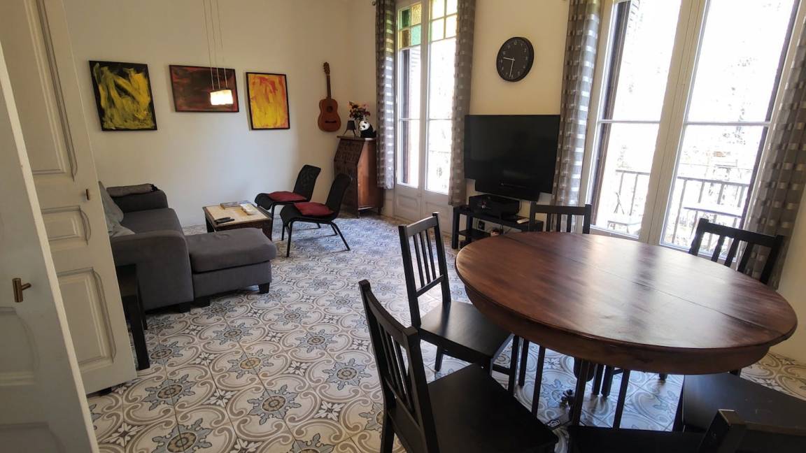 80 M² Apartamento ∙ 2 Habitaciones ∙ 4 Huéspedes - Barcelona