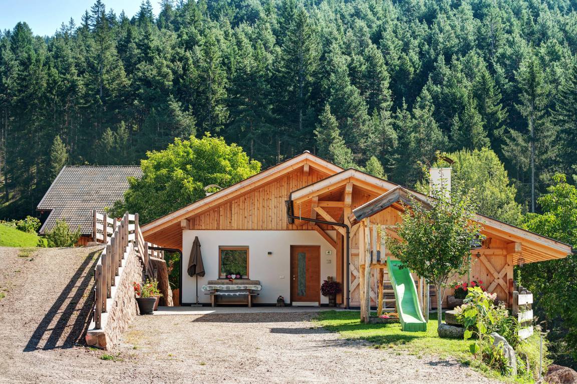 90 M² Ferienhaus ∙ 3 Schlafzimmer ∙ 6 Gäste - Bozen