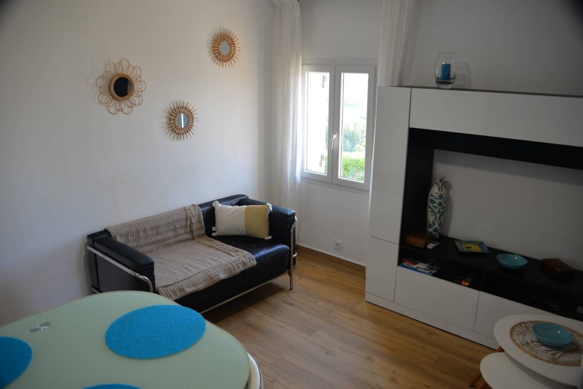 45 M² Appartamento Vacanza ∙ 1 Camera Da Letto ∙ 4 Ospiti - Isola Rossa