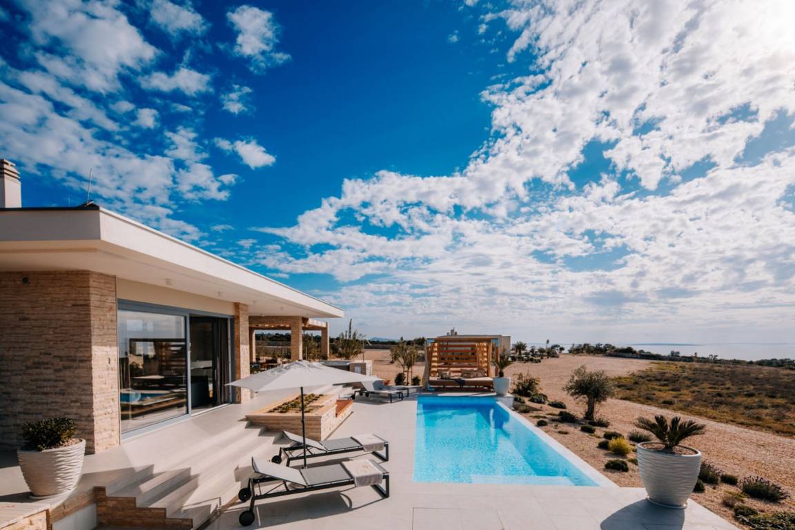 230 M² Villa ∙ 4 Schlafzimmer ∙ 7 Gäste - Novalja