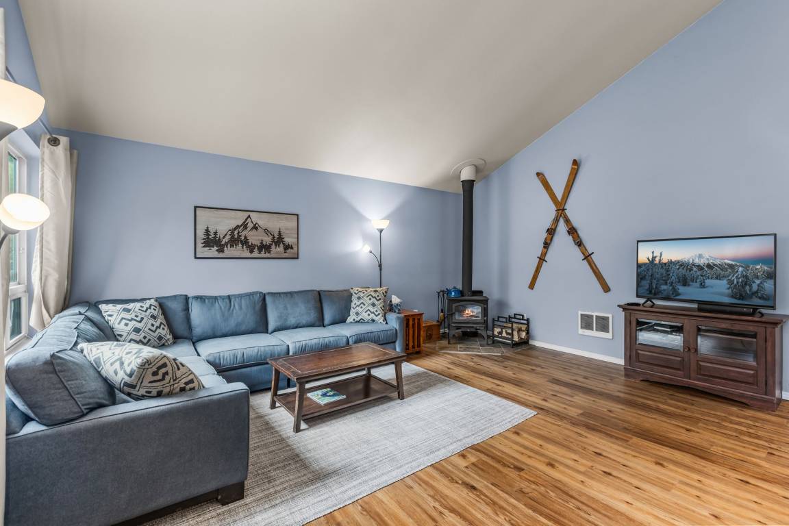 102 M² House ∙ 2 Bedrooms ∙ 6 Guests - LaPine State Park, La Pine