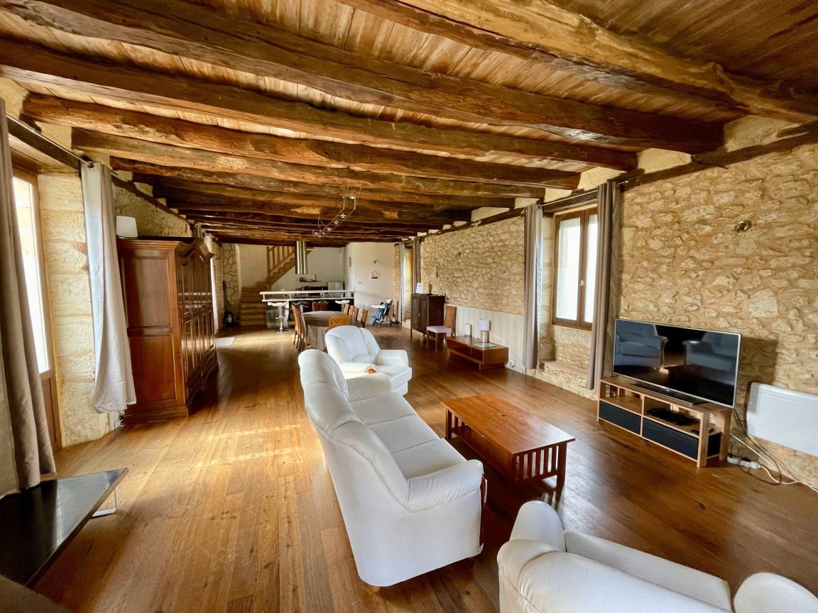 160 M² Cottage ∙ 3 Chambres ∙ 10 Personnes - Montignac