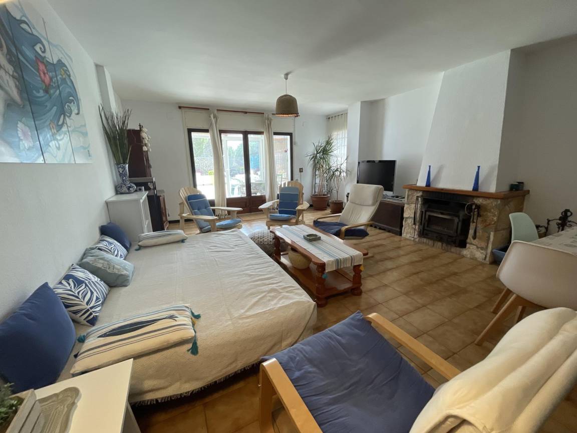 64 M² Appartement ∙ 3 Chambres ∙ 8 Personnes - Cadaqués