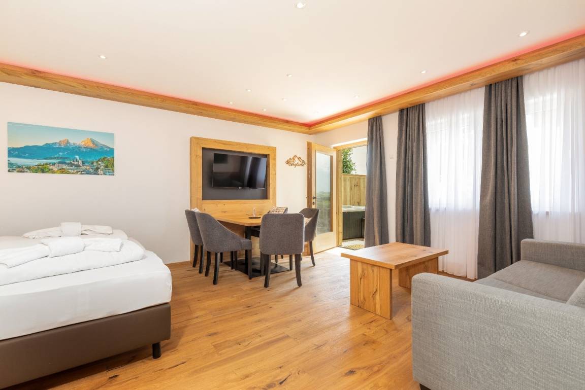 62 M² Apartment ∙ 1 Bedroom ∙ 6 Guests - Bad Reichenhall