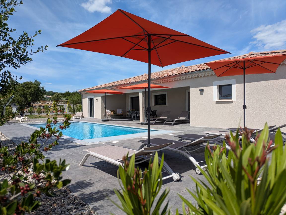 114 M² Villa ∙ 3 Slaapkamers ∙ 8 Gasten - Saint-Alban-Auriolles