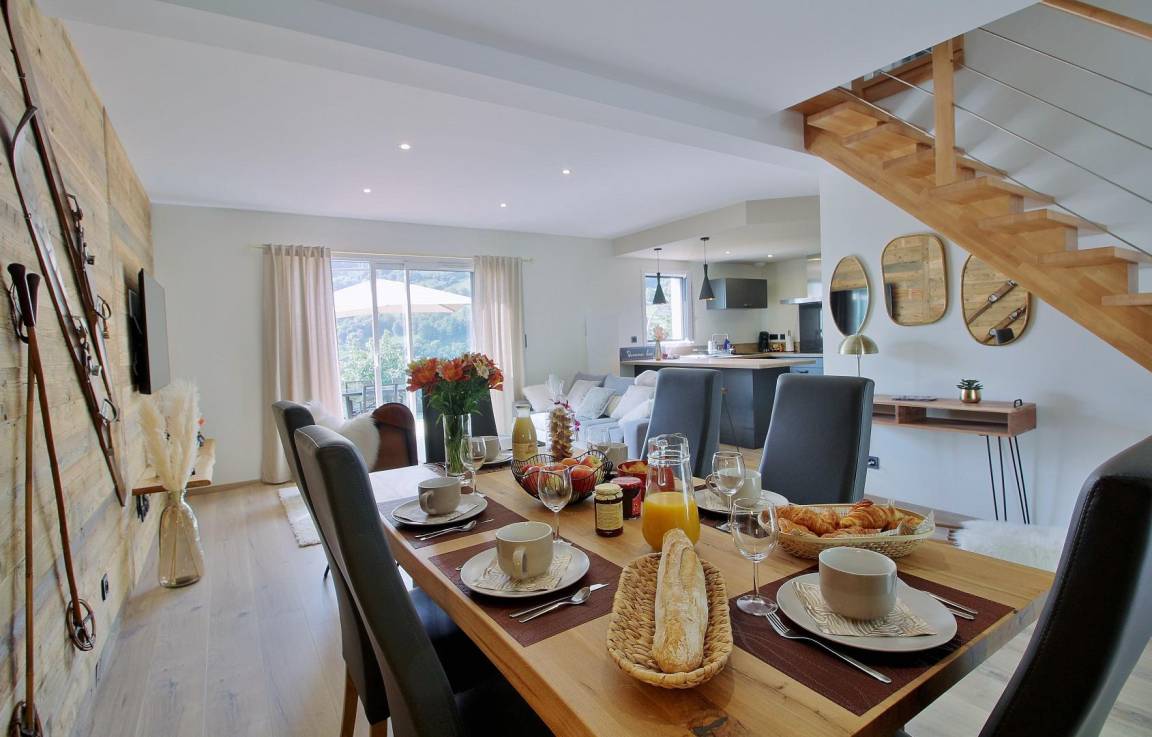 100 M² Gîte ∙ 3 Chambres ∙ 6 Personnes - Argelès-Gazost