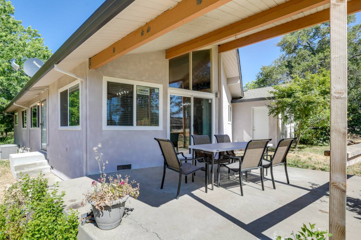 135 M² Huis ∙ 3 Slaapkamers ∙ 6 Gasten - Folsom, CA