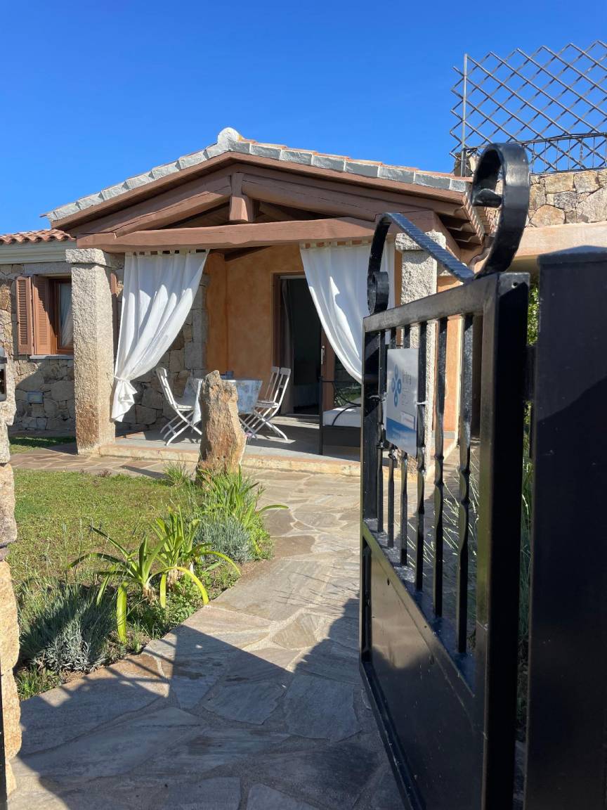 65 M² House ∙ 2 Bedrooms ∙ 5 Guests - Budoni