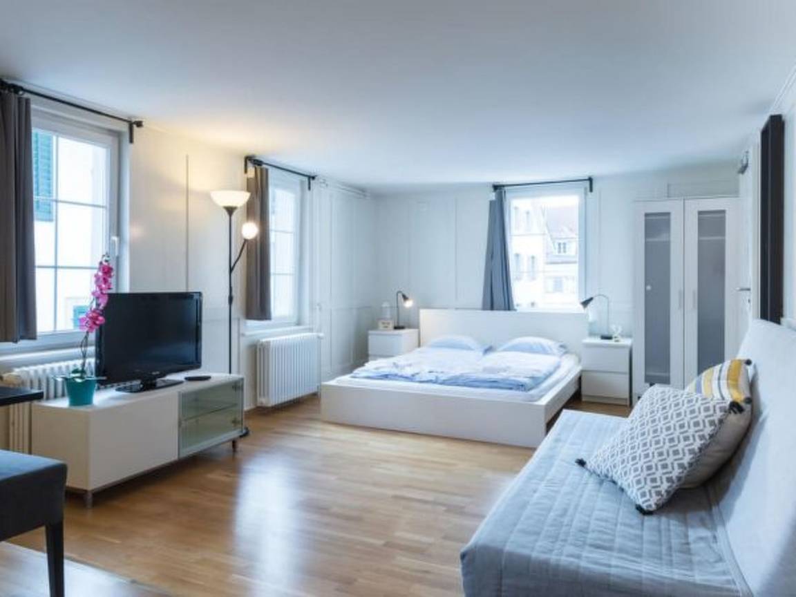 28 M² Huoneisto ∙ 1 Makuuhuone ∙ 4 Vierasta - Zug