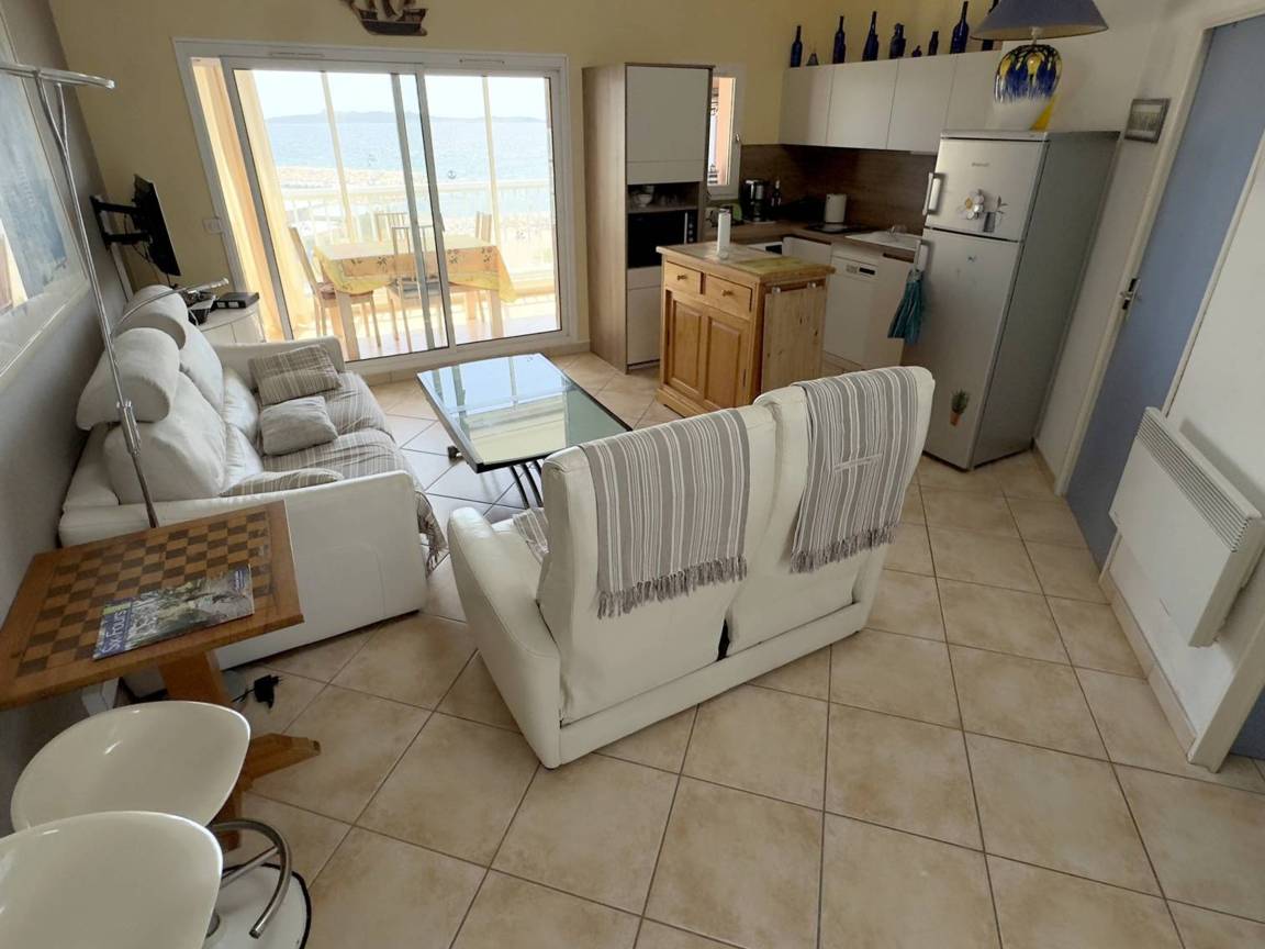 50 M² Ferienwohnung ∙ 2 Schlafzimmer ∙ 6 Gäste - Sanary-sur-Mer