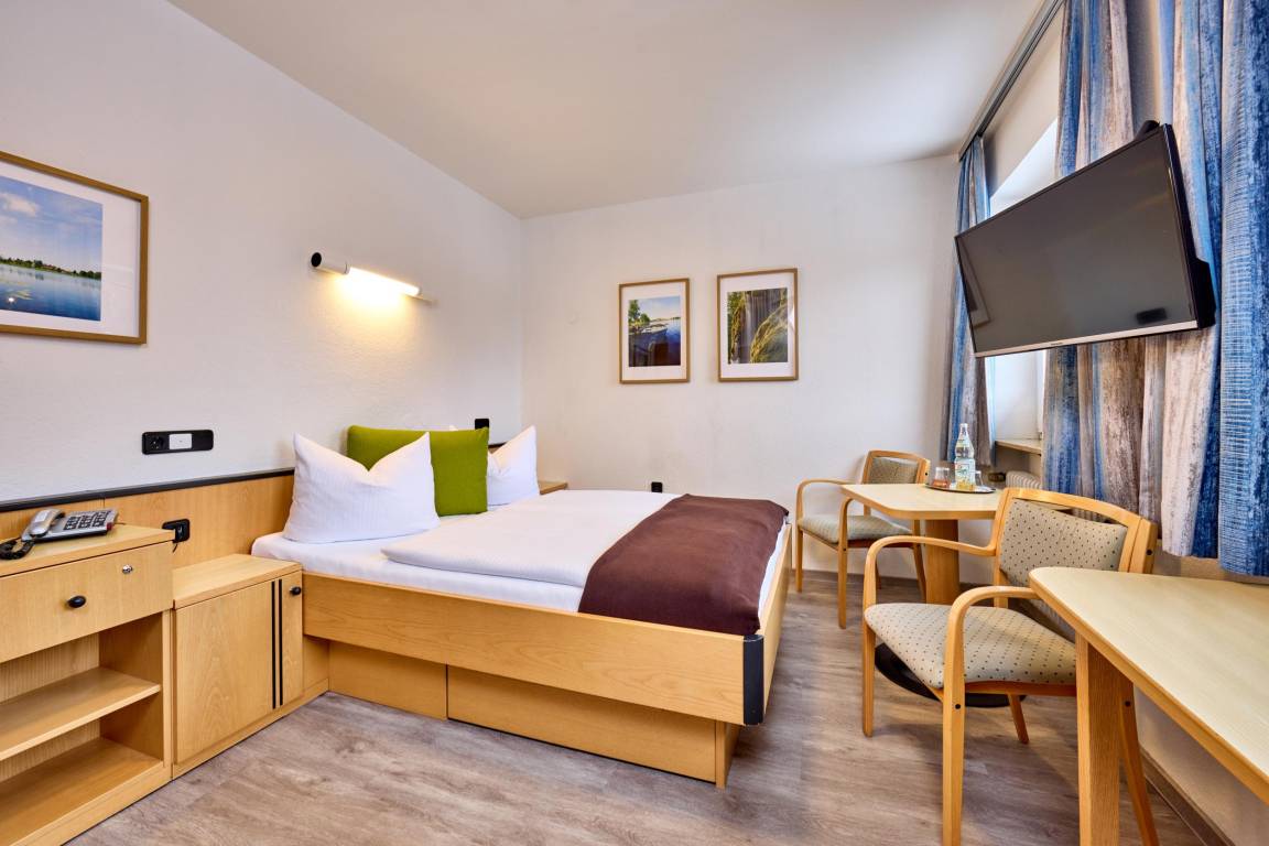 20 M² Hotelli ∙ 1 Makuuhuone ∙ 2 Vierasta - Oberammergau