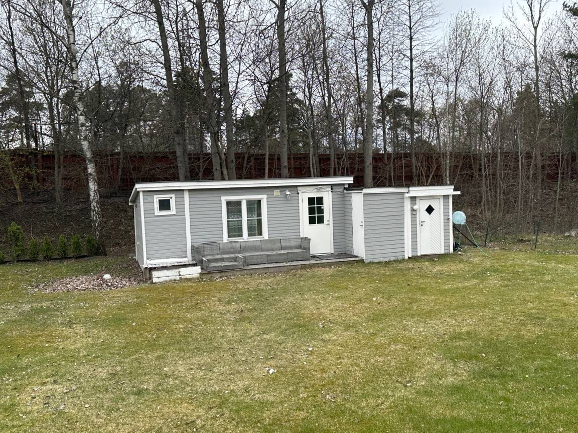 35 M² Huis ∙ 1 Slaapkamer ∙ 3 Gasten - Solna