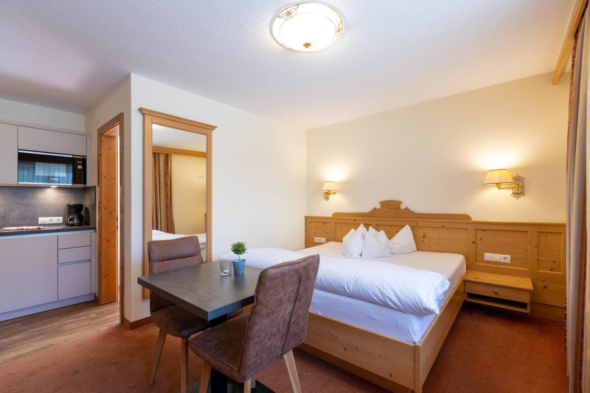 23 M² Ferienwohnung ∙ 1 Schlafzimmer ∙ 2 Gäste - Längenfeld